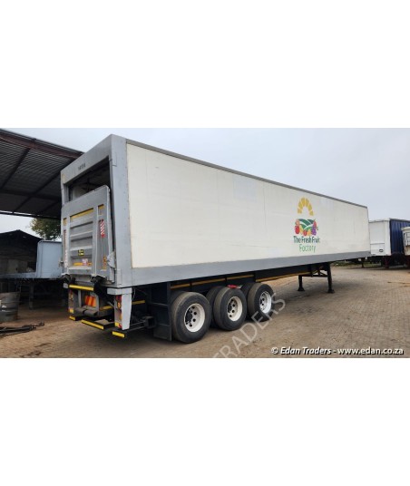 2011 Henred 14.5m Tri Axle Box Body trailer