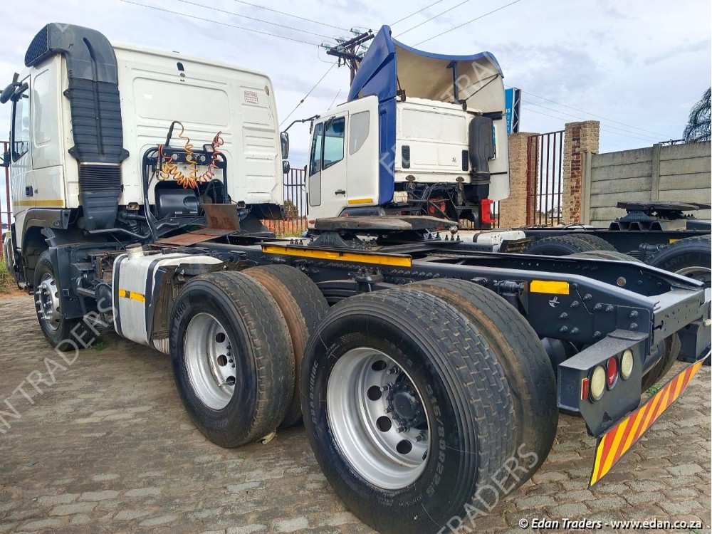 2013 Volvo FMX 440 Double diff truck tractor
