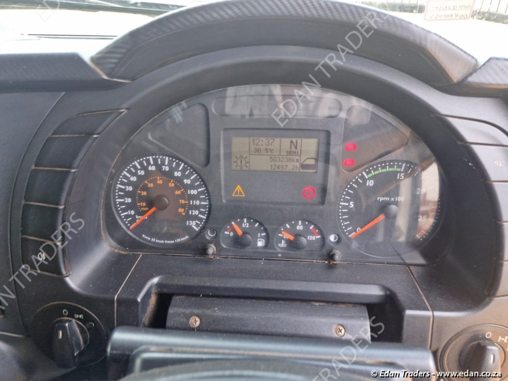 2019 Iveco Trakker double diff truck tractor