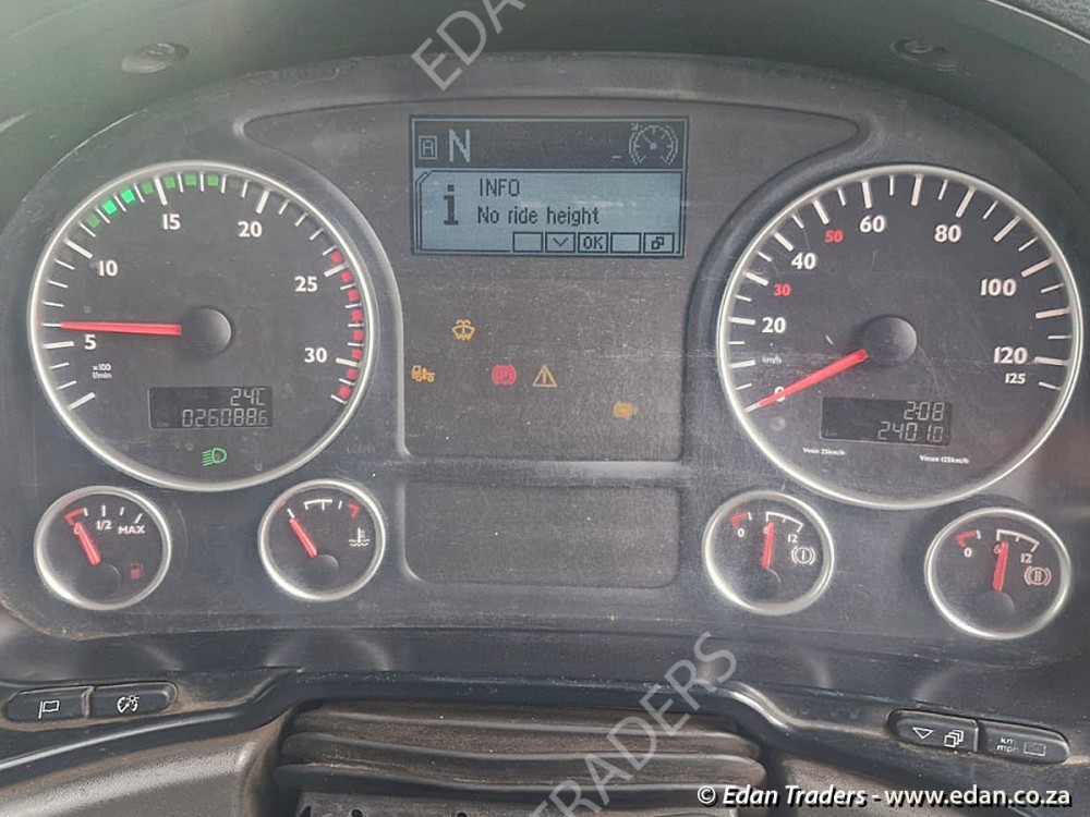 2014 MAN TGS 26-480 double diff truck tractor