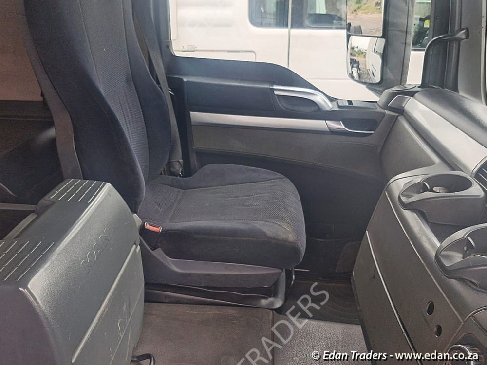 2014 MAN TGS 26-480 double diff truck tractor